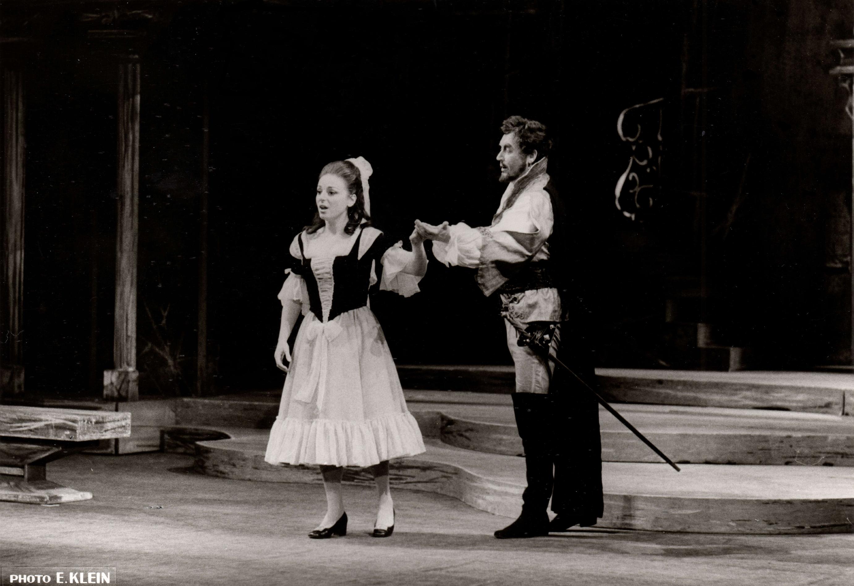 Ana Maria Miranda - Soprano et professeur de chant à l'École Normale de ...